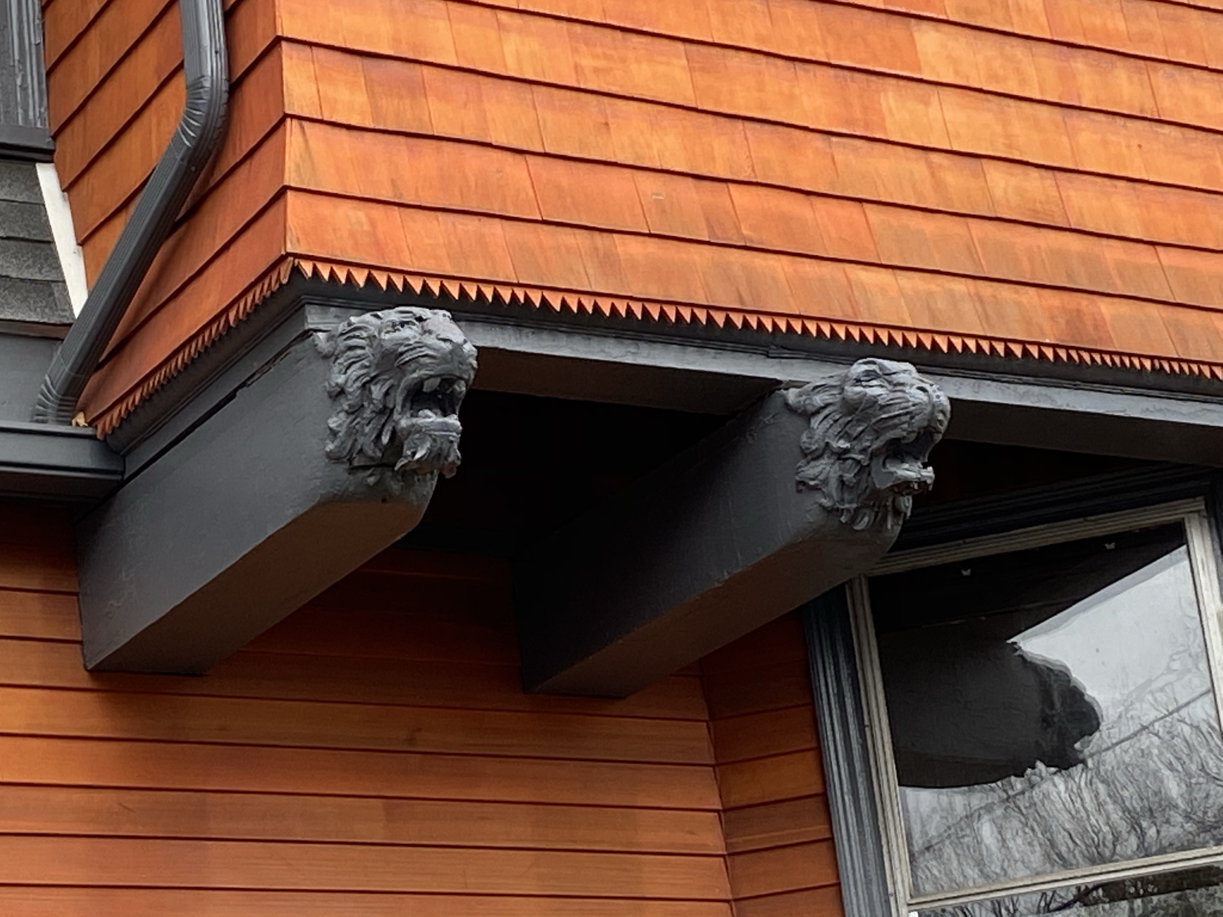 Henry Swan House – Walkies Through History