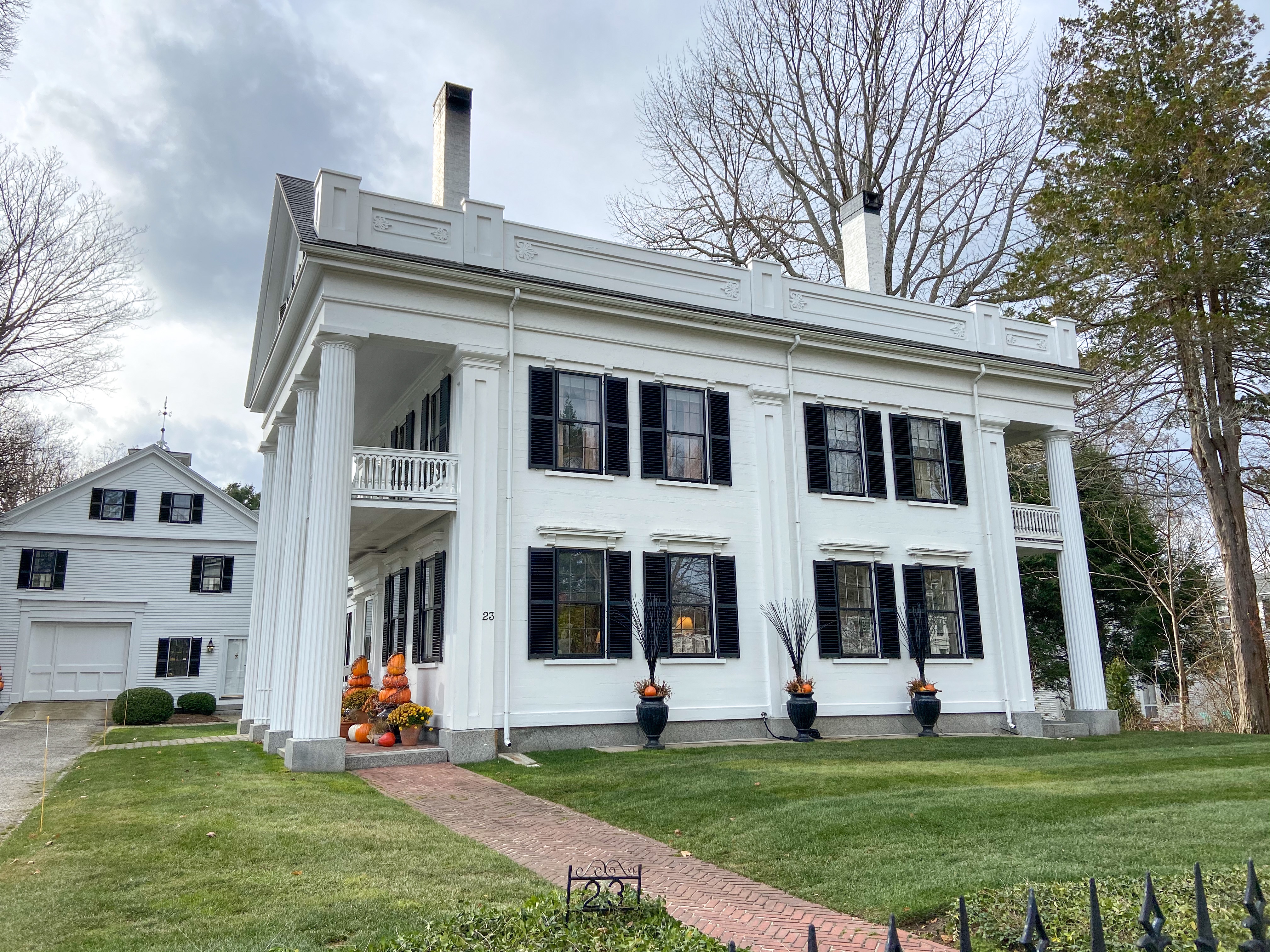 Capt. Nathaniel Lord Thompson House – Walkies Through History