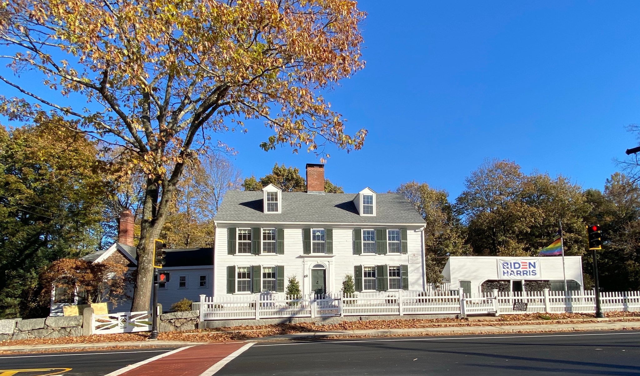 Fitch Tavern – Walkies Through History